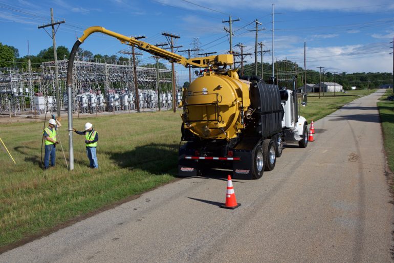 Vermeer MEGA VAC VXT Vacuum Excavator | Utility Contractor Magazine