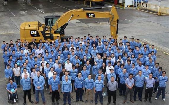 Caterpillar: 60 Years, 473,000 Excavators in Japan