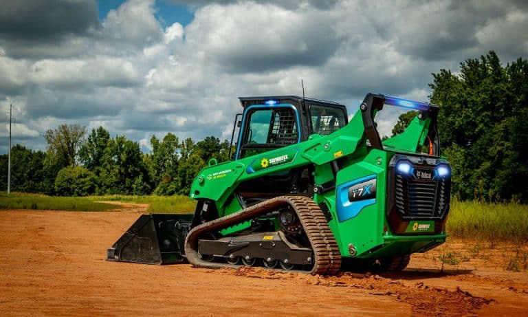Sunbelt Rentals Receives Delivery of Bobcat All-Electric Compact Track ...