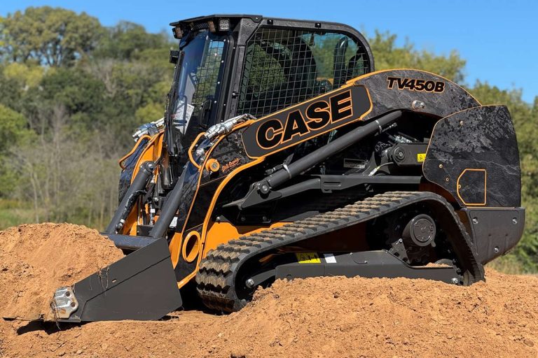 John Deere Commemorates 75 Years of Dozer Innovation