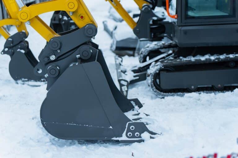 8 Ways to Keep Your Project on Track During Heavy Snowfall
